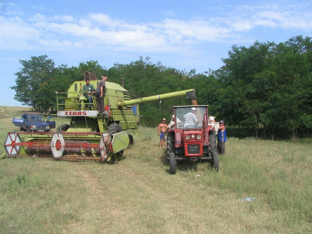 Mehedinţi: Fermierii, chemaţi de APIA să ia ajutorul de motorină
