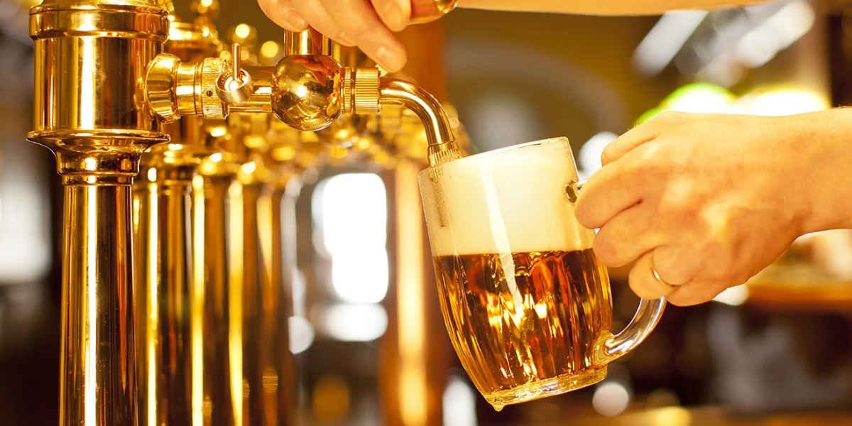 10 milioane de litri de bere, aruncați din cauza coronavirusului