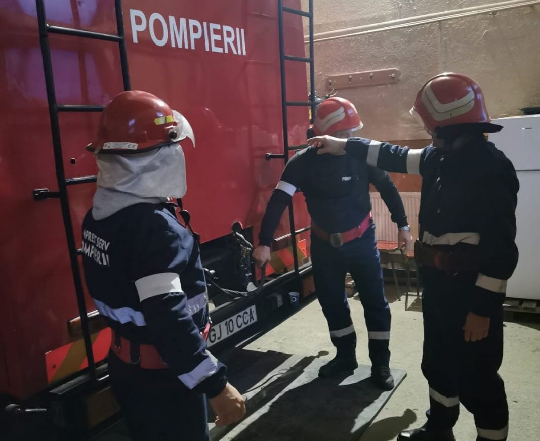 Grevă la toate pichetele de pompieri ale Minprest Serv SA care ...