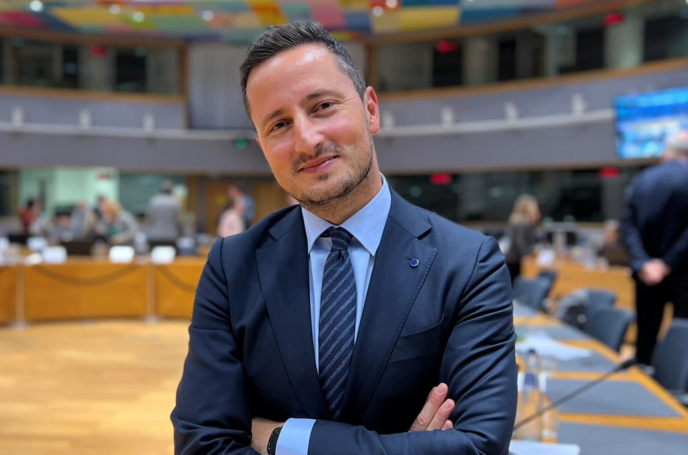 Europarlamentarul Nicu Ștefănuță pleacă din USR