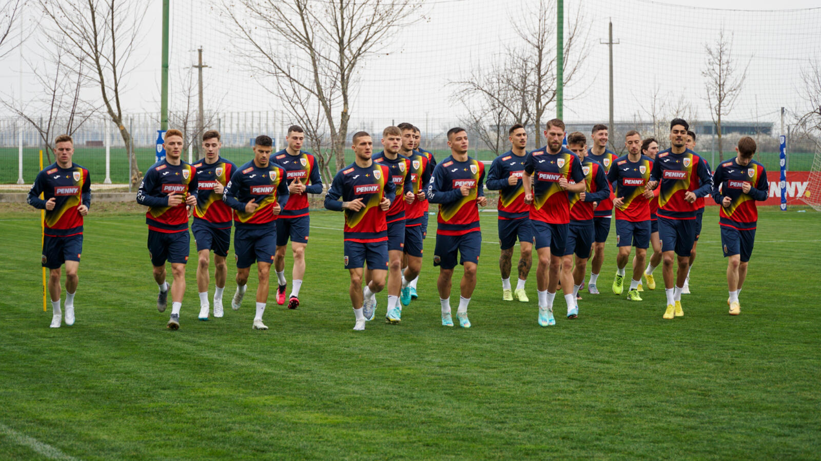 România U21, spre EURO 2023. Săndoi a condus primul antrenament în ...