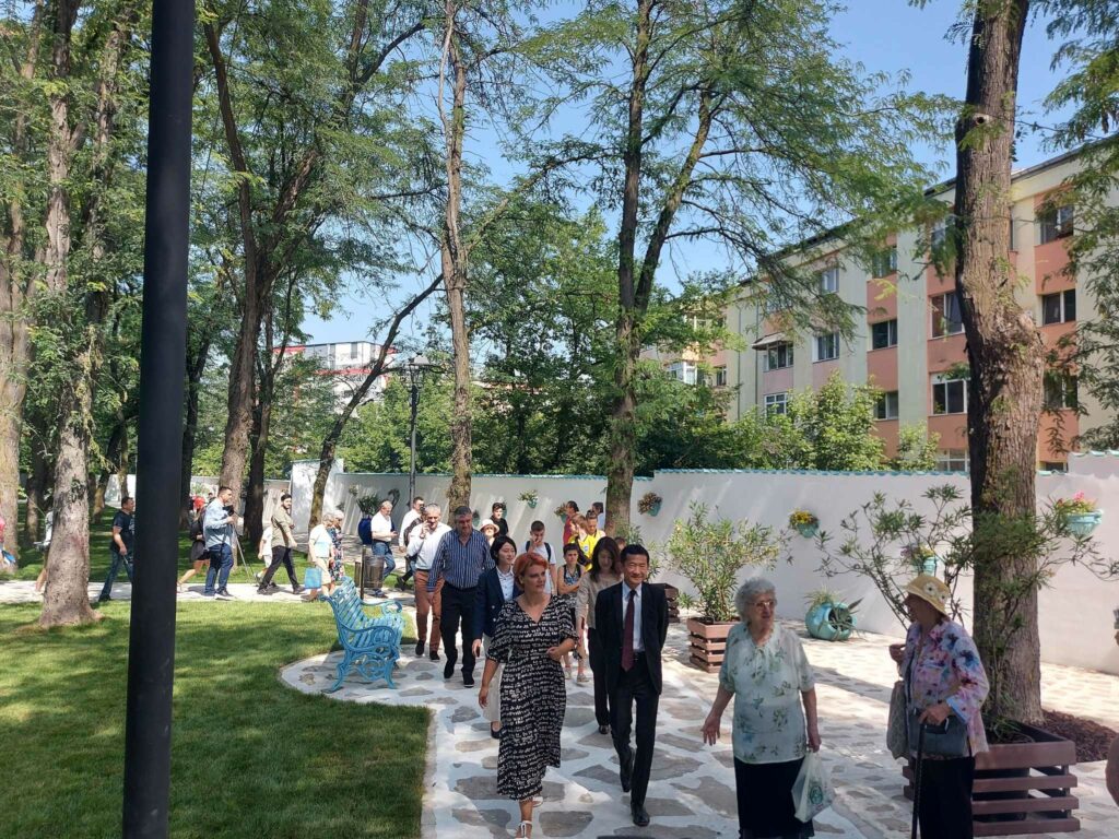 Parcul Pedagogic, inaugurat în caniculă. Olguța Vasilescu: „A meritat ...