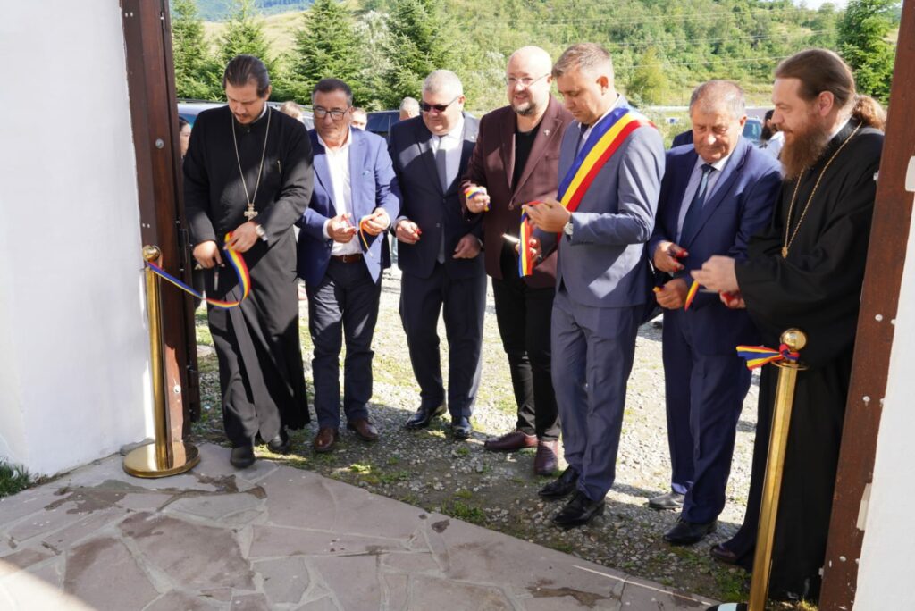 Mănăstirea Berislăvești, bijuterie arhitecturală restaurată cu bani ...