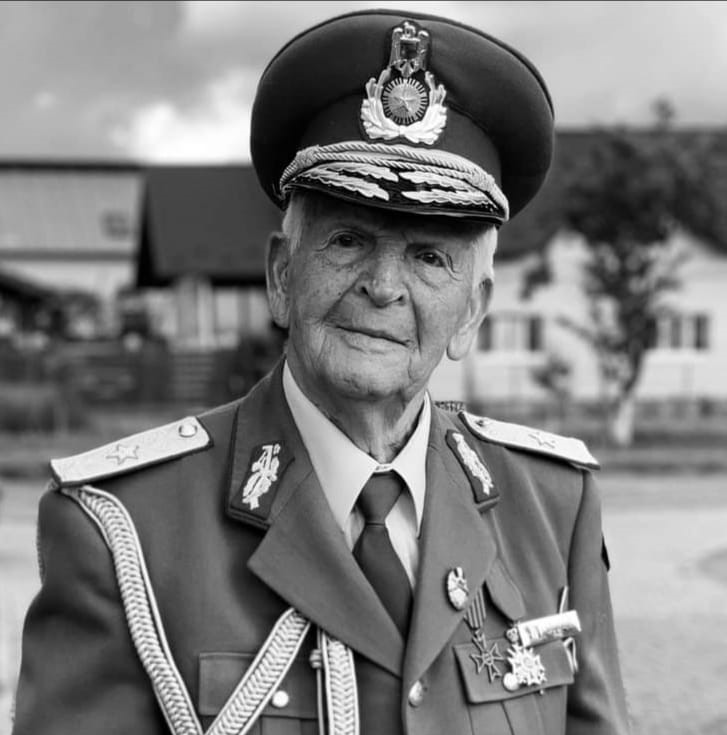 A murit Generalul Năstase, cel mai longeviv veteran de război din România