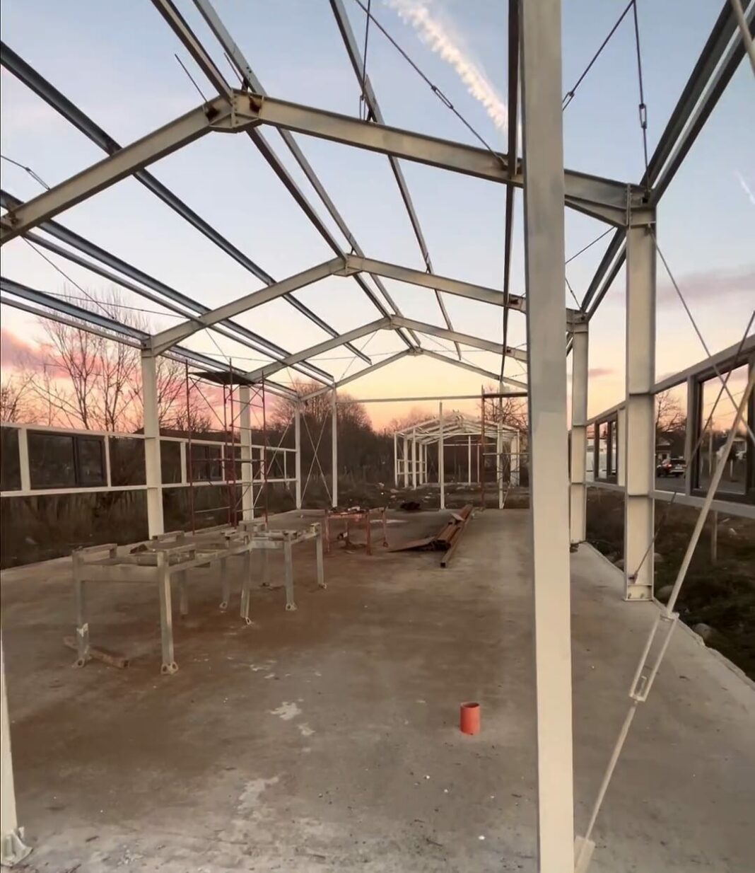 Două autogări în Novaci