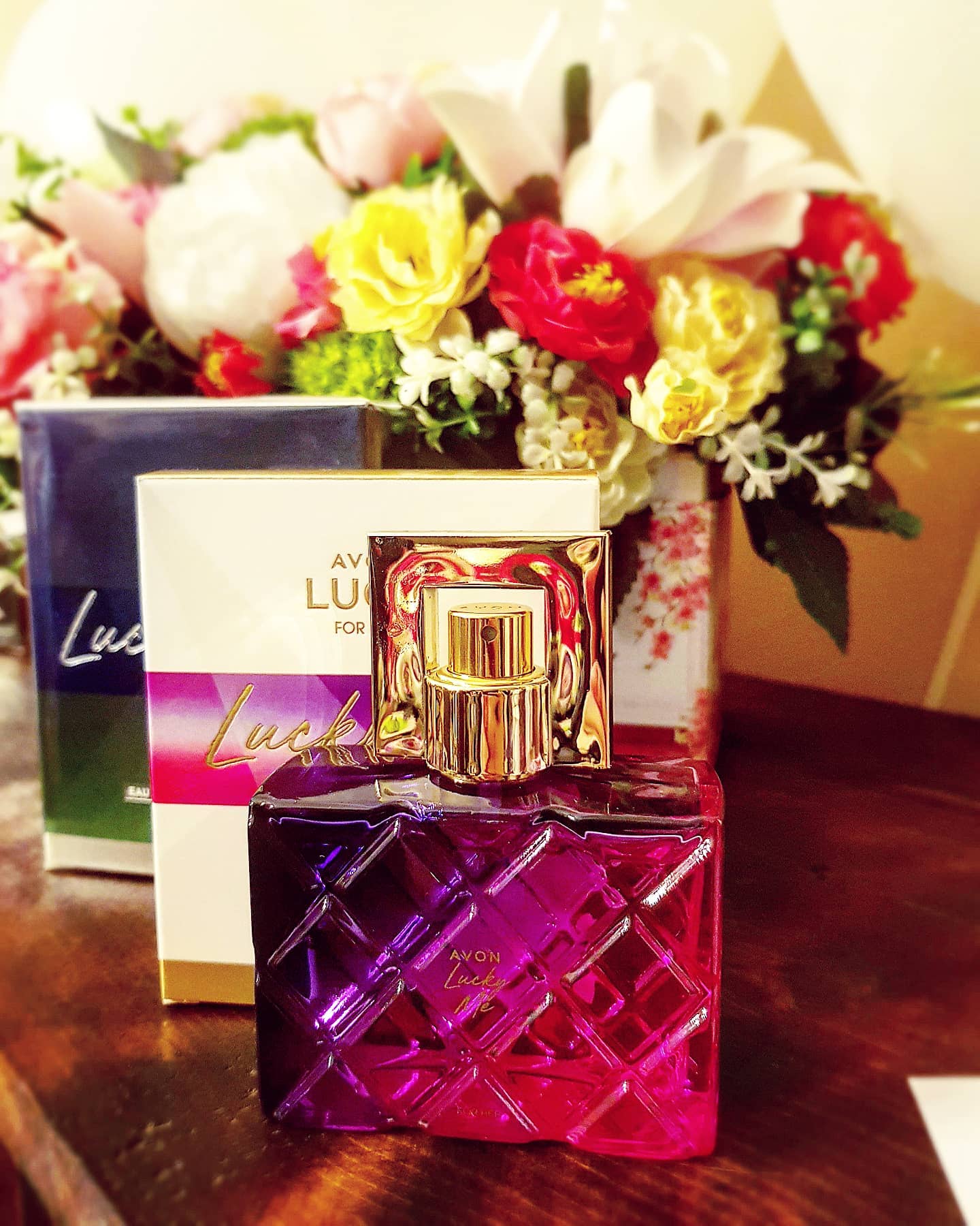 Avon va deschide primele magazine în franciză, în România - Jurnalul ...