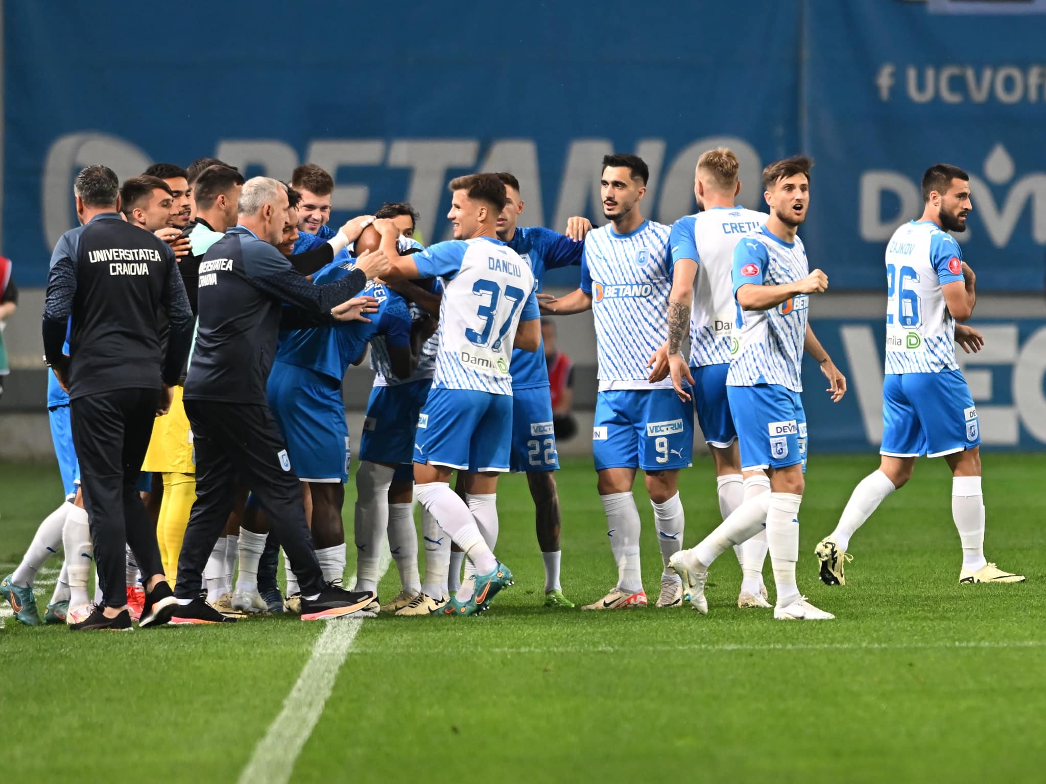 CSU Craiova a învins campioana României. Costel Gâlcă vrea mai mult ...