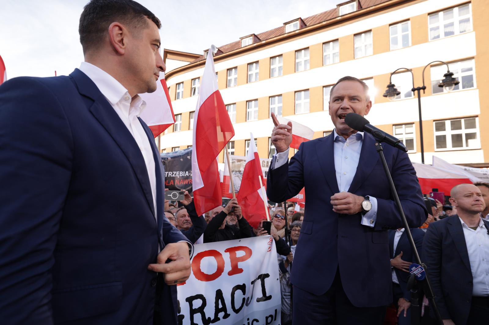 Donald Tusk: Rusia se distrează. Nawrocki și omologul său român pro-rus ...